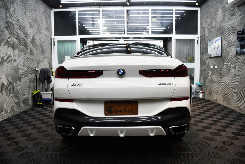 #分享 高雄汽車包膜【匠車體】電腦版型包膜也可以滿貼、搞定BMW X6鋼琴鏡面零件│手工包膜不敢做的來找這家│高雄用電腦裁切的車體包膜店│楠梓汽車貼膜推薦 - 閒聊板 | Dcard