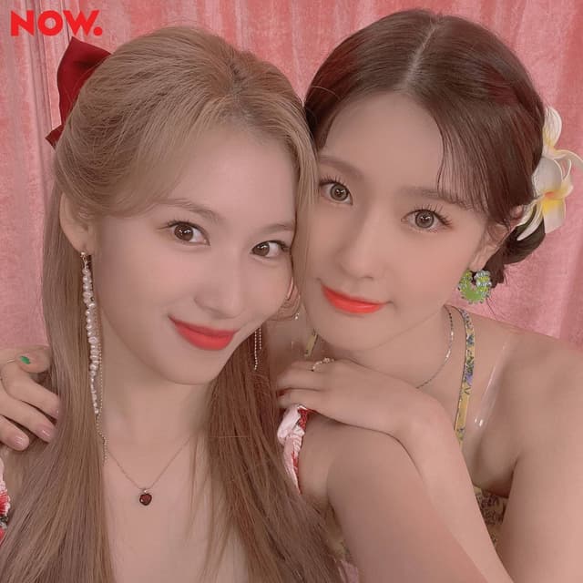 美女之間的跨團友情 - B125 留言 | Dcard