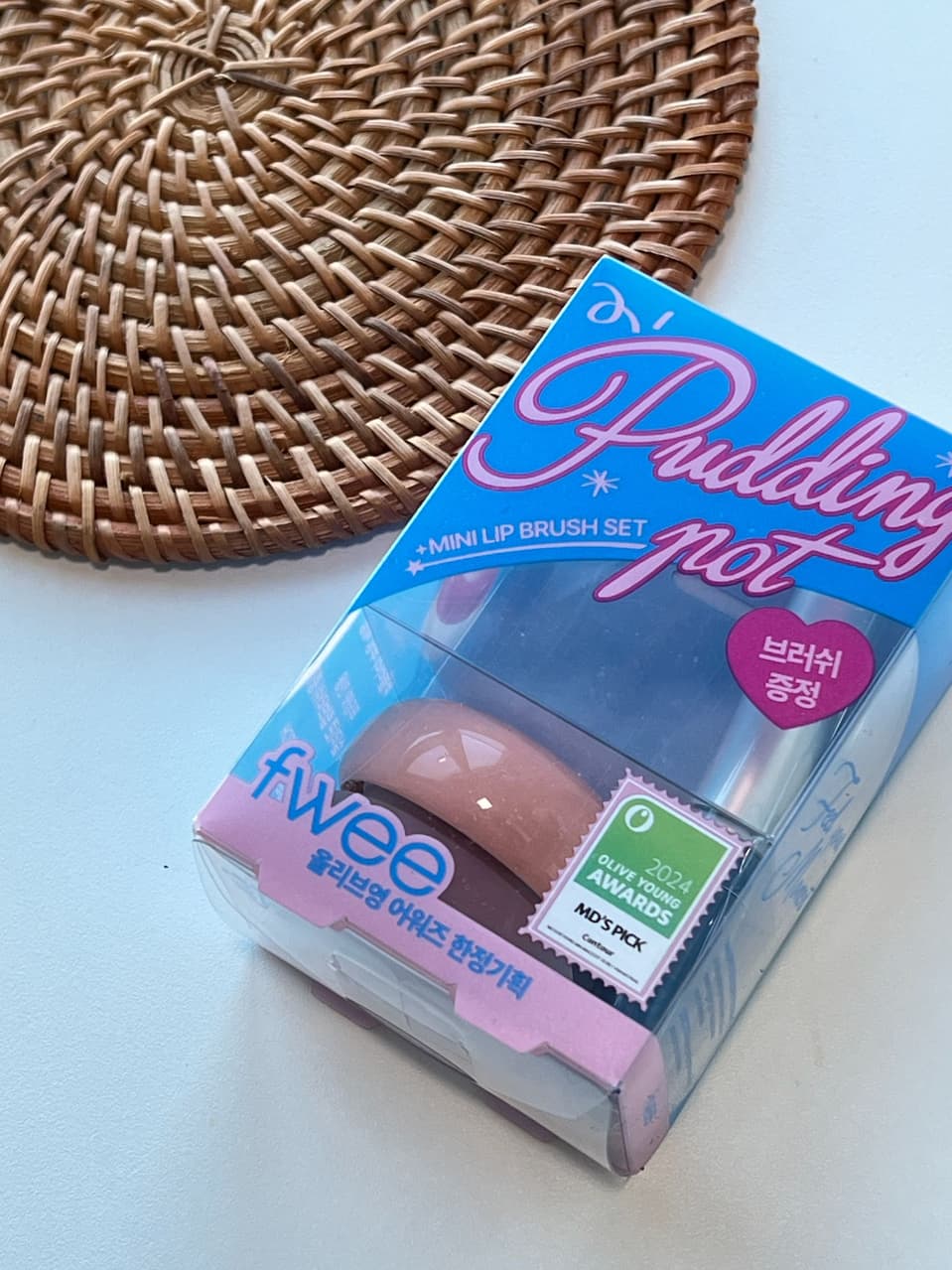 抽獎🎟️ 韓國超紅fwee唇頰兩用唇泥🇰🇷（截止） - 柒柒(*´∀`)~♥ (@aachi777) | Dcard