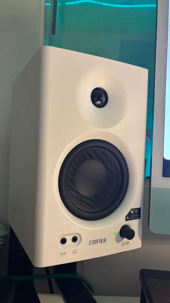 EDIFIER MR4 開箱心得｜小工作室的夢幻入門監聽喇叭！ - 3C板 | Dcard