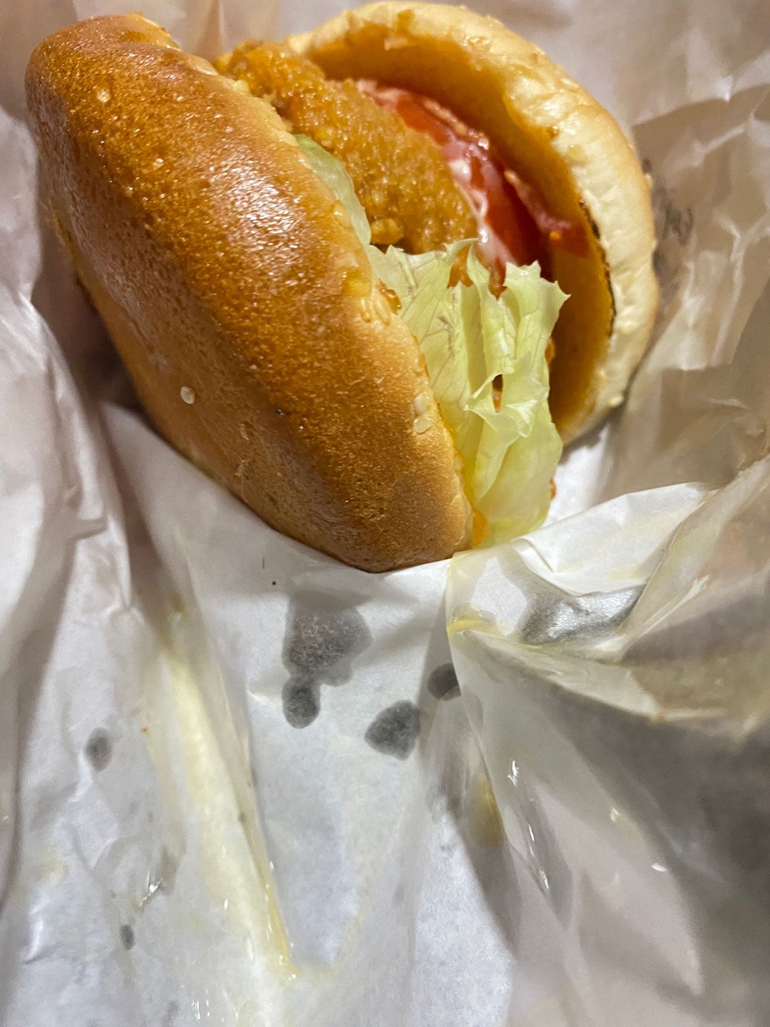 Q Burger漢堡這麼油？真是謝囉^_^ - 美食板 | Dcard