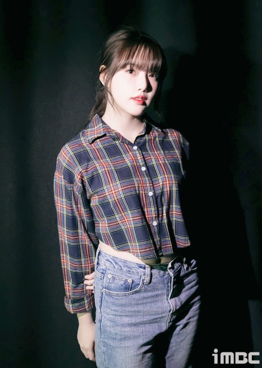 #更新 #新聞 230303 [獨家] GFRIEND Yerin "Solo出道，現在變得熟練了吧"、《少女Reverse》Yerin ...