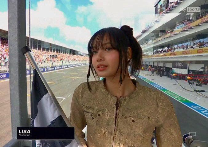 #分享 LISA出席F1邁阿密大獎賽一級方程式賽車賽事 - BLACKPINK板 | Dcard