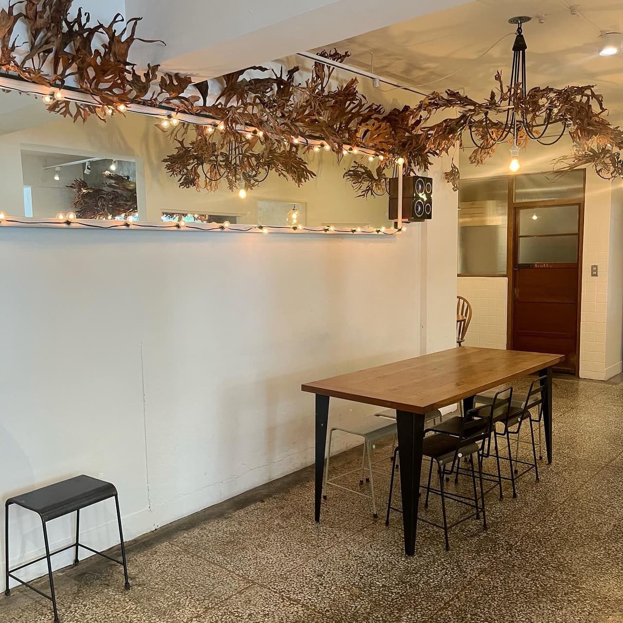 #微旅遊 #台中餐廳 ToRobi 日本職人手作漢堡排 - 天線寶寶出乃玩 (@howryouimfine) | Dcard