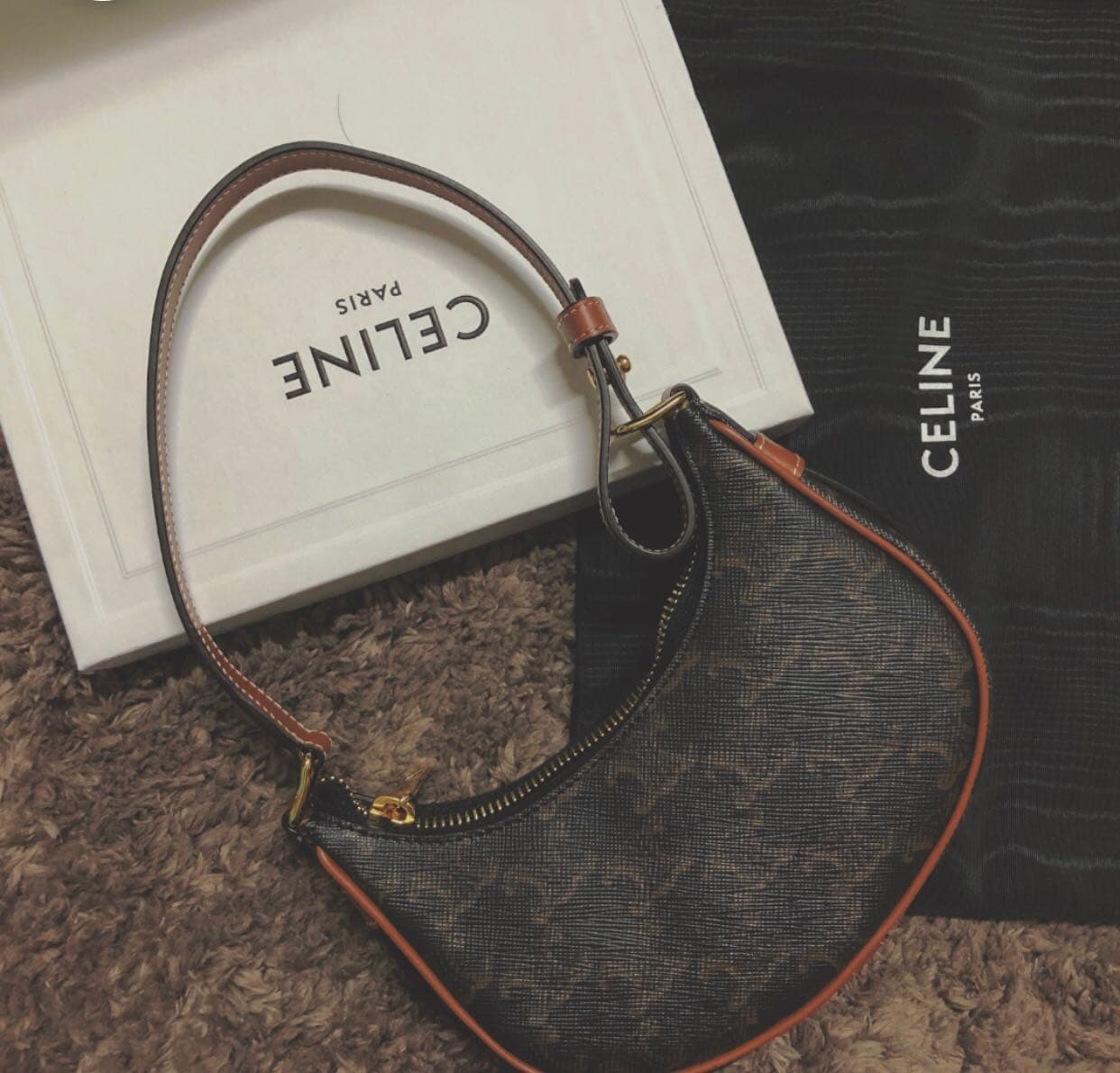 #開箱 #新款 Celine Mini Ava 迷你腋下包 - 精品板 | Dcard