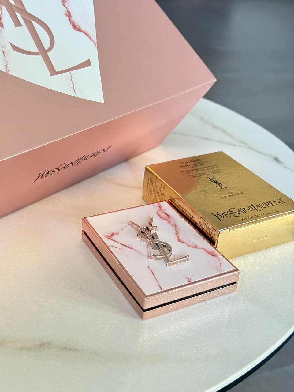 #開箱 YSL七夕情人節限定版💝💝收到的人會開心到2026吧！！ - 美妝板 | Dcard