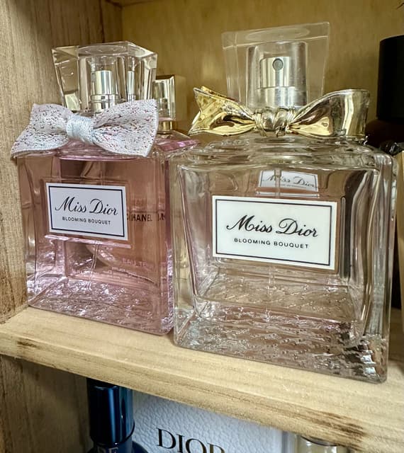 #開箱 2024 週年慶+聖誕節 戰利品大集合 香奈兒 Dior YSL 植村秀 克蘭詩 開箱不完 - 美妝板 | Dcard