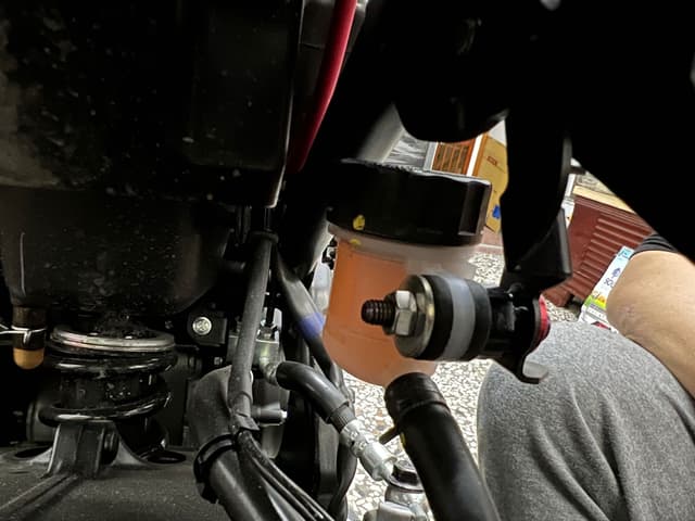 #白牌檔車 Brembo rcs15&基本對四 &金屬油管改裝心得 - 重機板 | Dcard