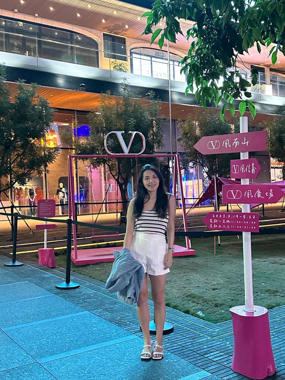 人家都拍早上我拍晚上😀 - 溫蒂 (@tzuaaan) | Dcard