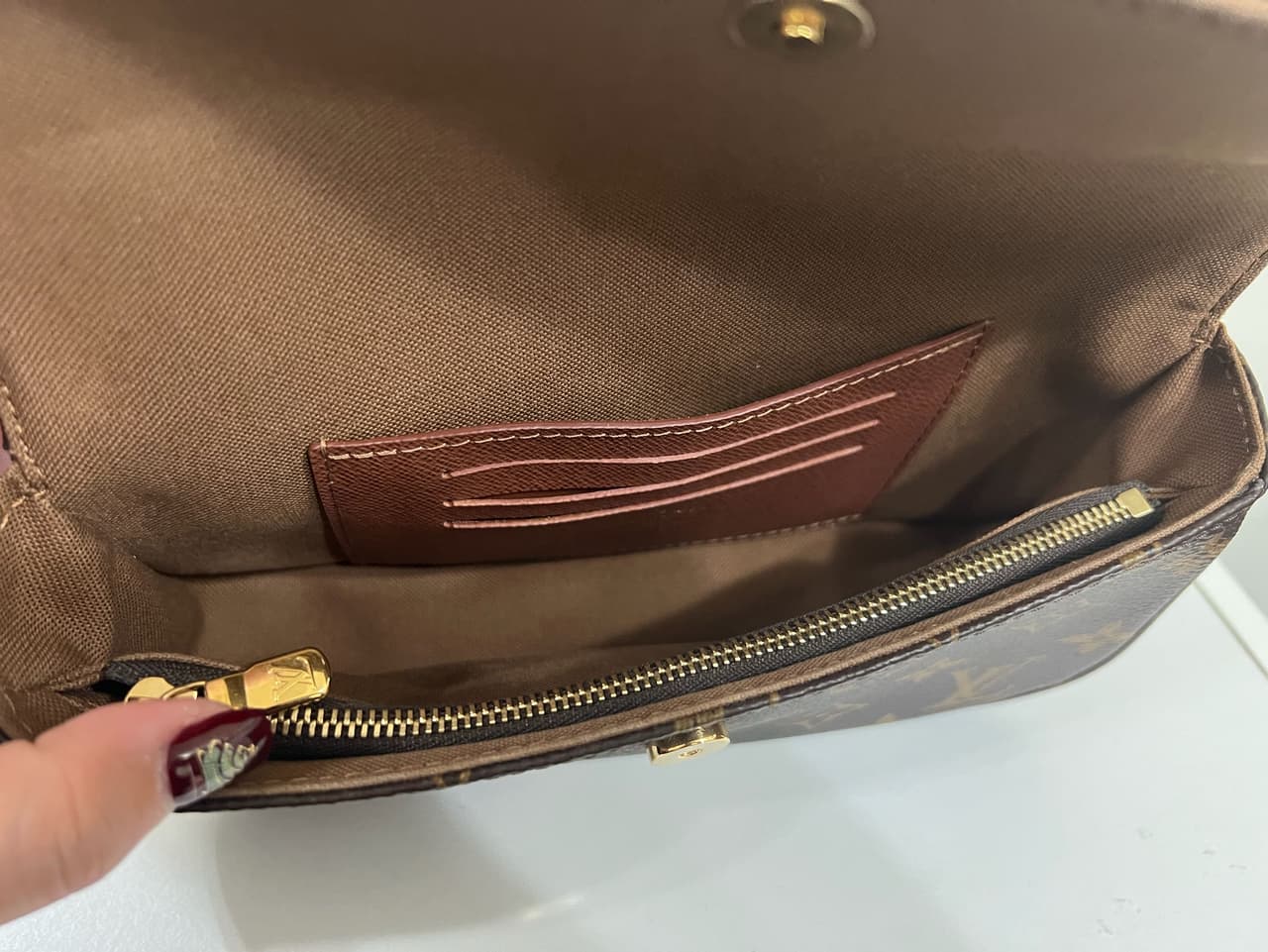 #我要賣 我要賣 LV ivy（已售出） - 二手交易板 | Dcard