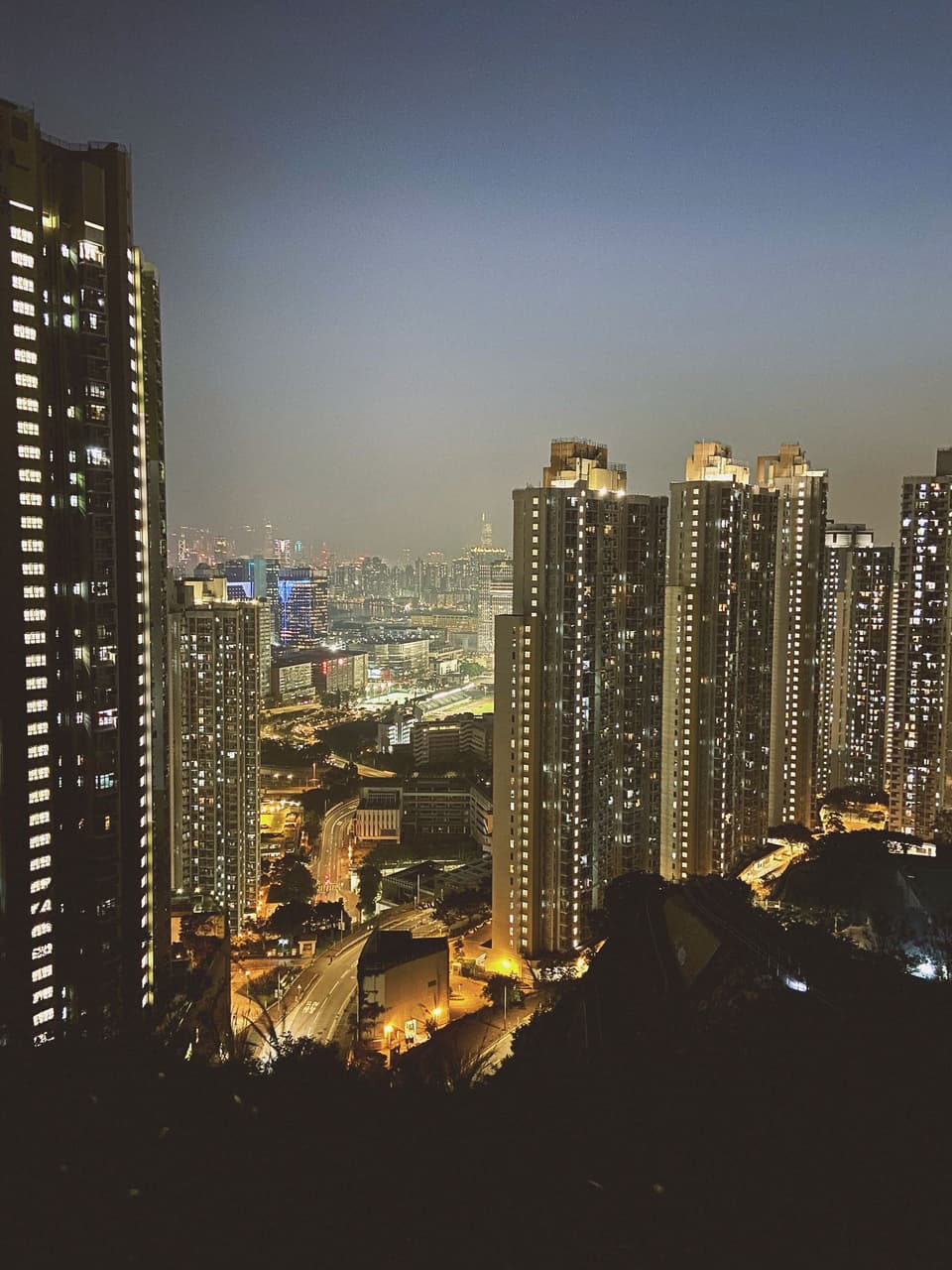 香港日夜秘境：九龍灣平山 - 遊台灣。趣旅行 (@sandy_1995) | Dcard