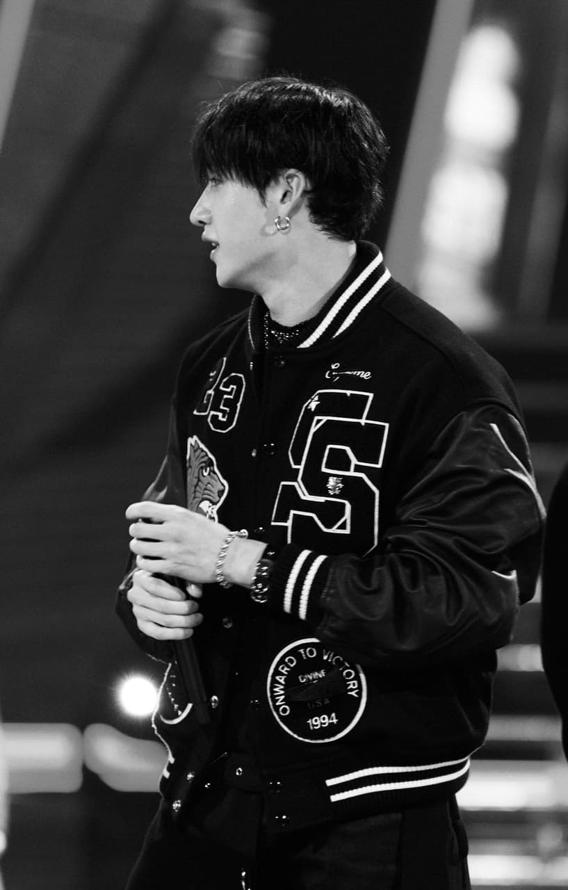 #舞台 Stray Kids 表演《Bye Bye Bye / Chk Chk Boom》| AMA 50週年特別節目 - Stray Kids板 | Dcard