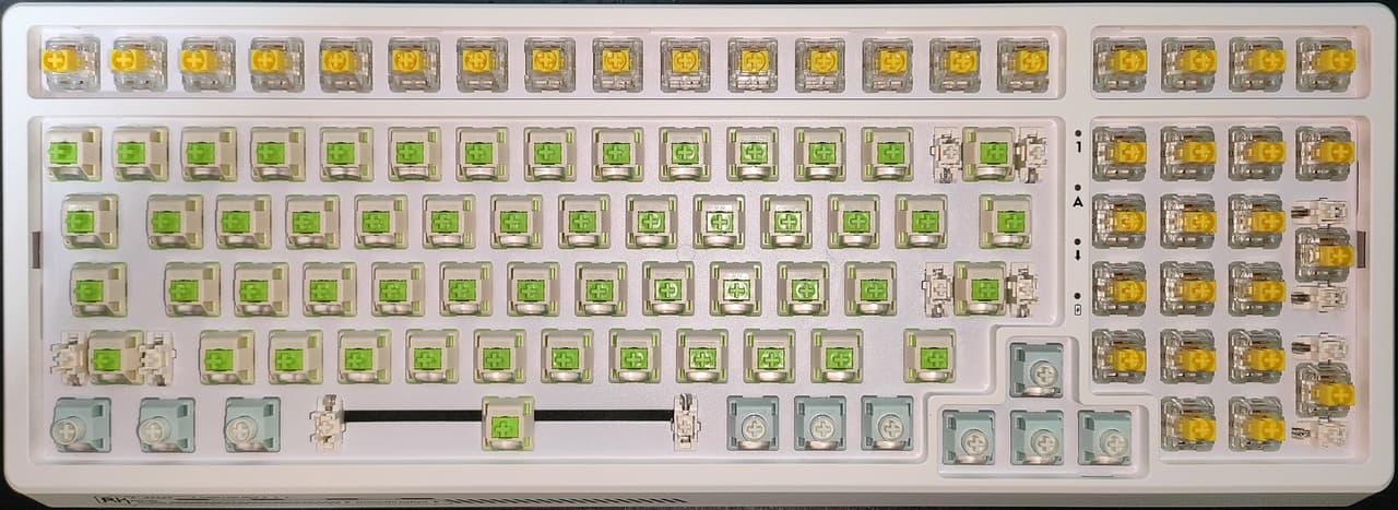 #心得 鍵盤開箱：RK(Royal Kludge) G98 98% 客製化鍵盤-電路板主題 - 機械鍵盤板 | Dcard