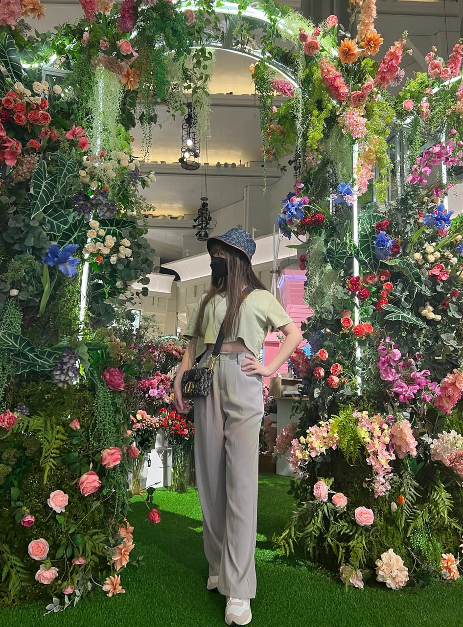 別踩著路邊的花花草草ㄛ - 國立臺灣大學 吃貨學系 (@ej._.chen) | Dcard