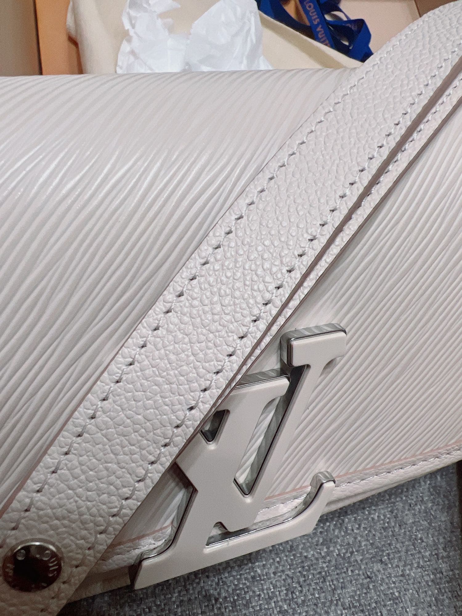 #開箱 Louis Vuitton Buci - 精品板 | Dcard