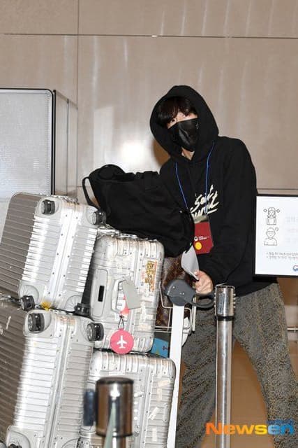 #情報 Mark飛韓國了！！？？ - GOT7板 | Dcard