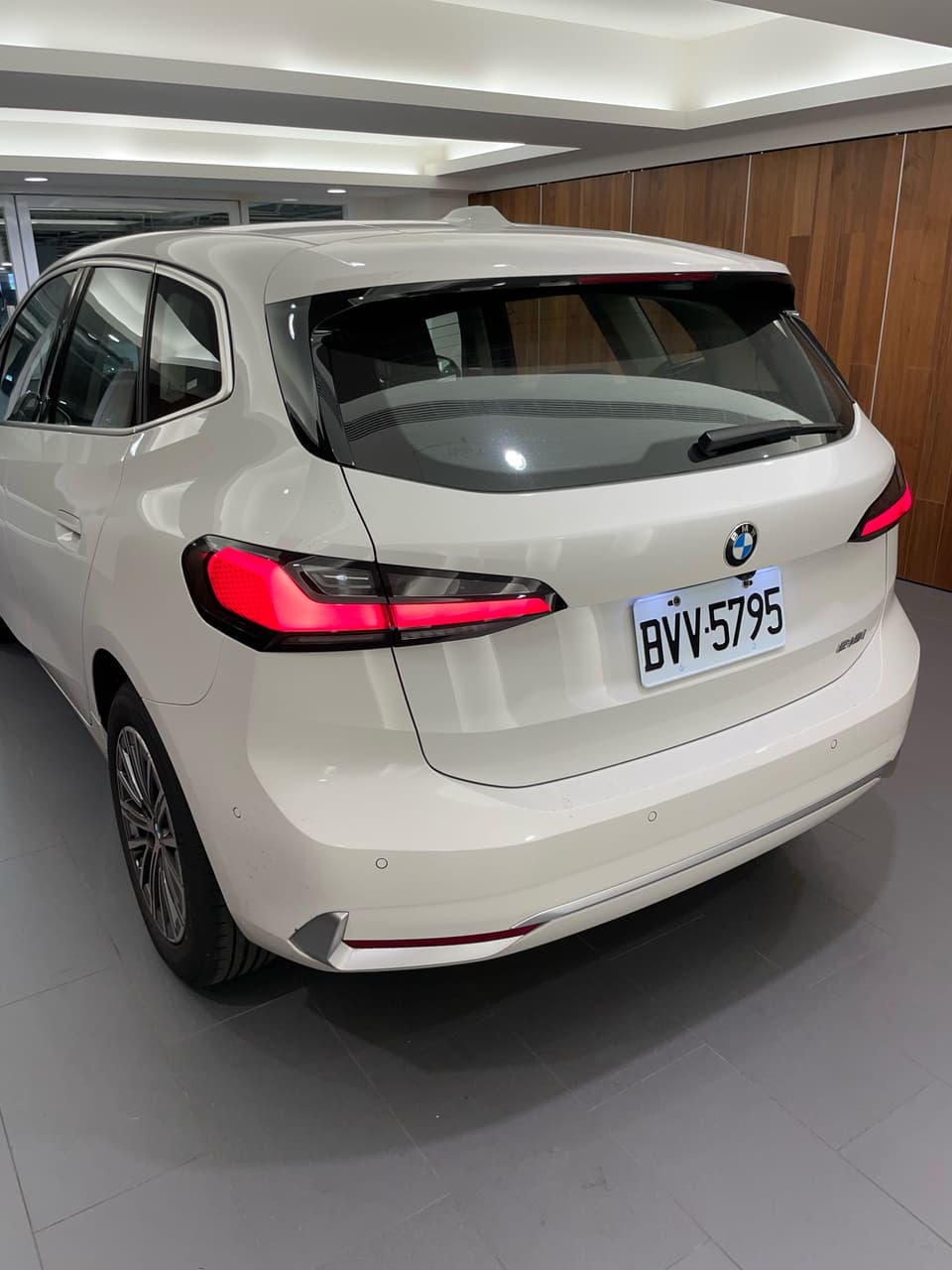BMW The 218i Active tourer Luxury - 汽車板 | Dcard