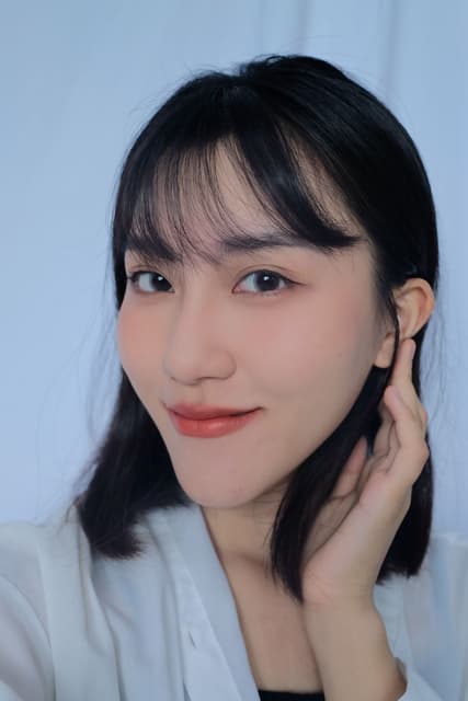 #分享 自然日常款 [琦洛麗日拋] 炫彩耀眼 綠、怦然睛動 棕 - 隱形眼鏡板 | Dcard