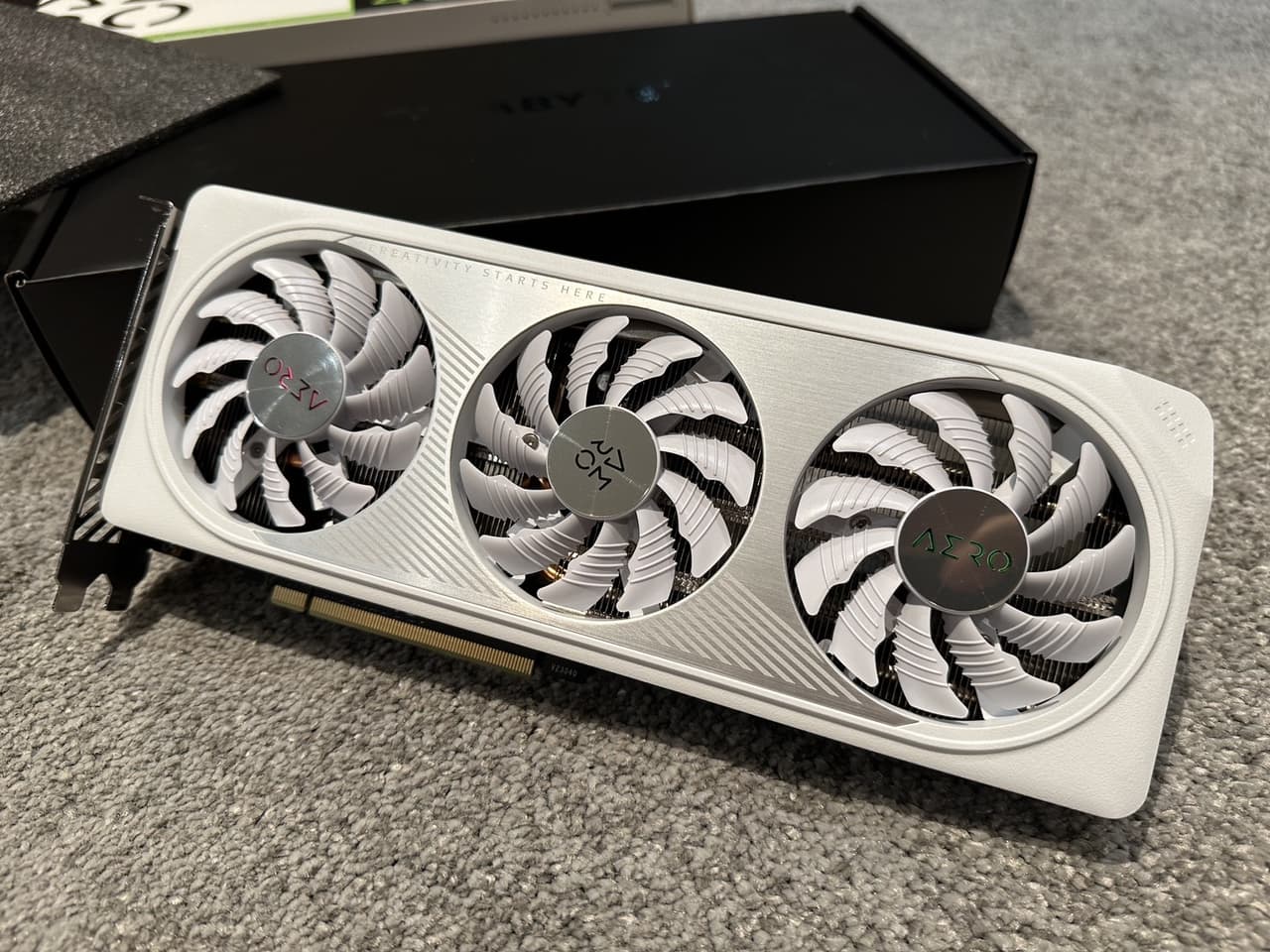 #開箱 簡約質感小升級 GIGABYTE AERO RTX 4060 - 3C板 | Dcard