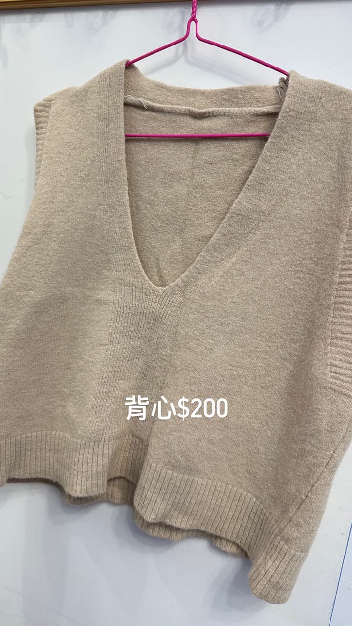 #我要賣 #我要賣 二手衣（GU,Uniqlo,50%,QueenShop） - 二手交易板 | Dcard