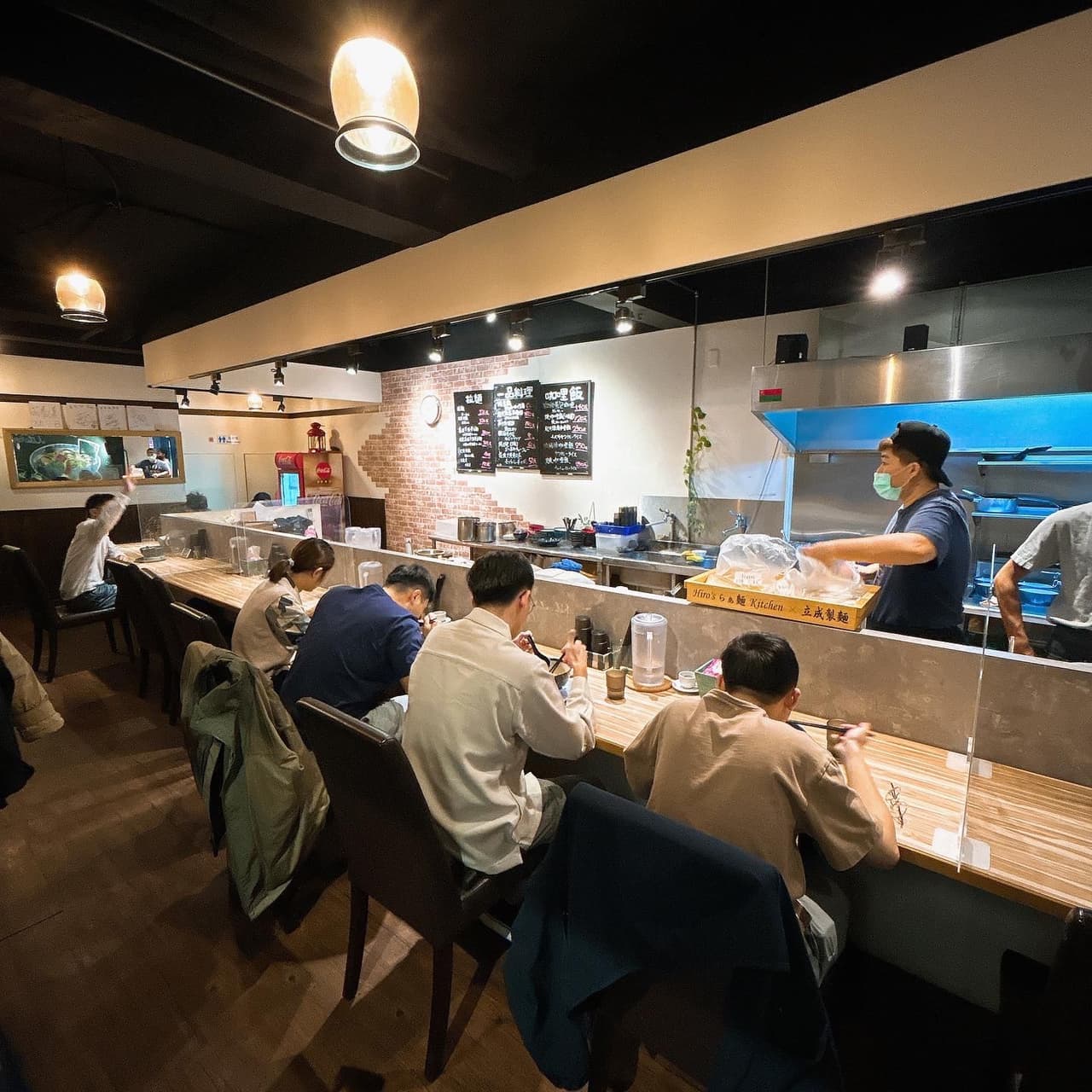 新竹拉麵推薦 Hiro's らぁ麵 Kitchen - 小光 (@albert841123) | Dcard