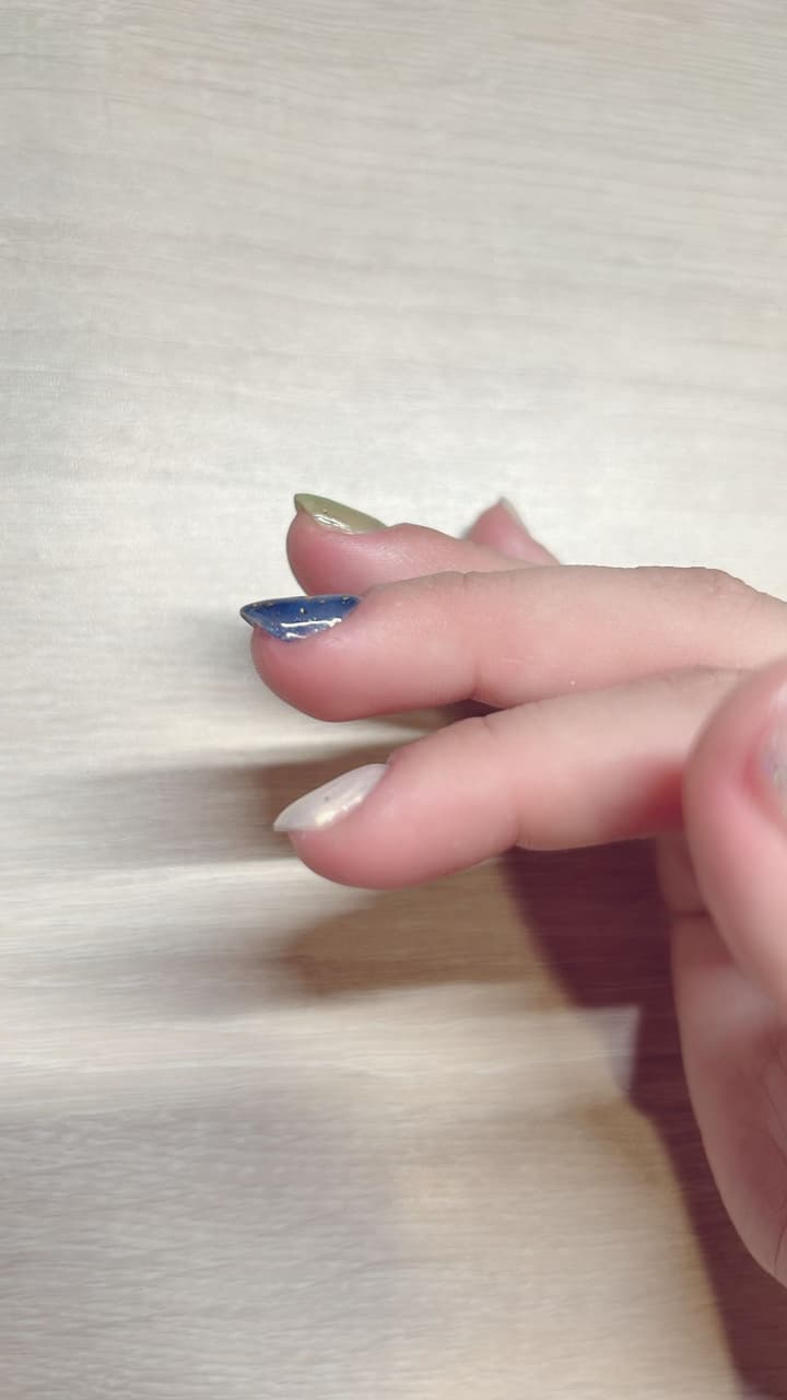 問題 請問這樣算翻車嗎🥹 美甲板 Dcard