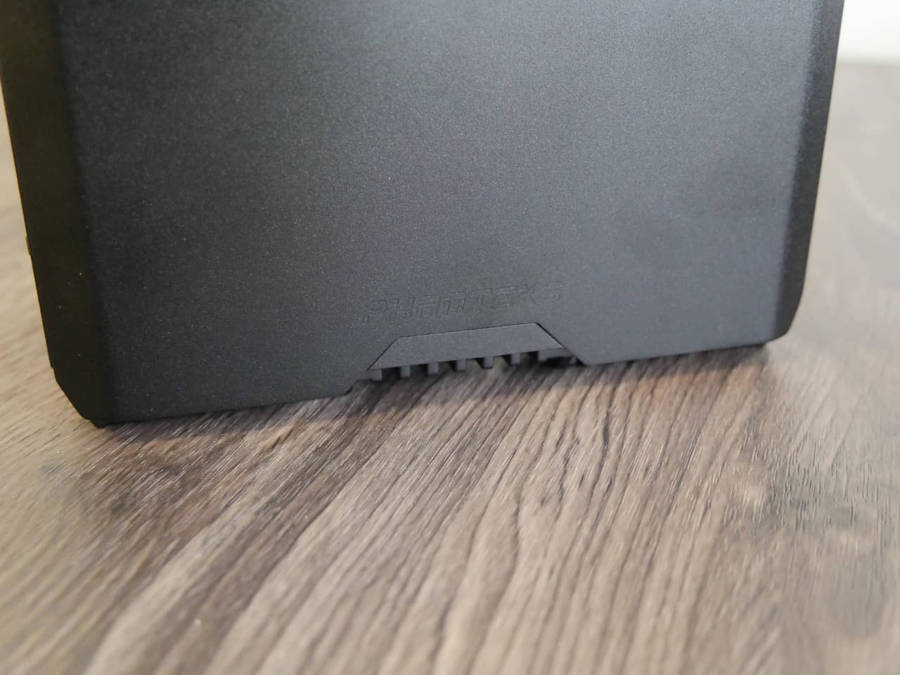 #開箱 伸縮自如的PHANTEKS SHIFT XT - 3C板 | Dcard