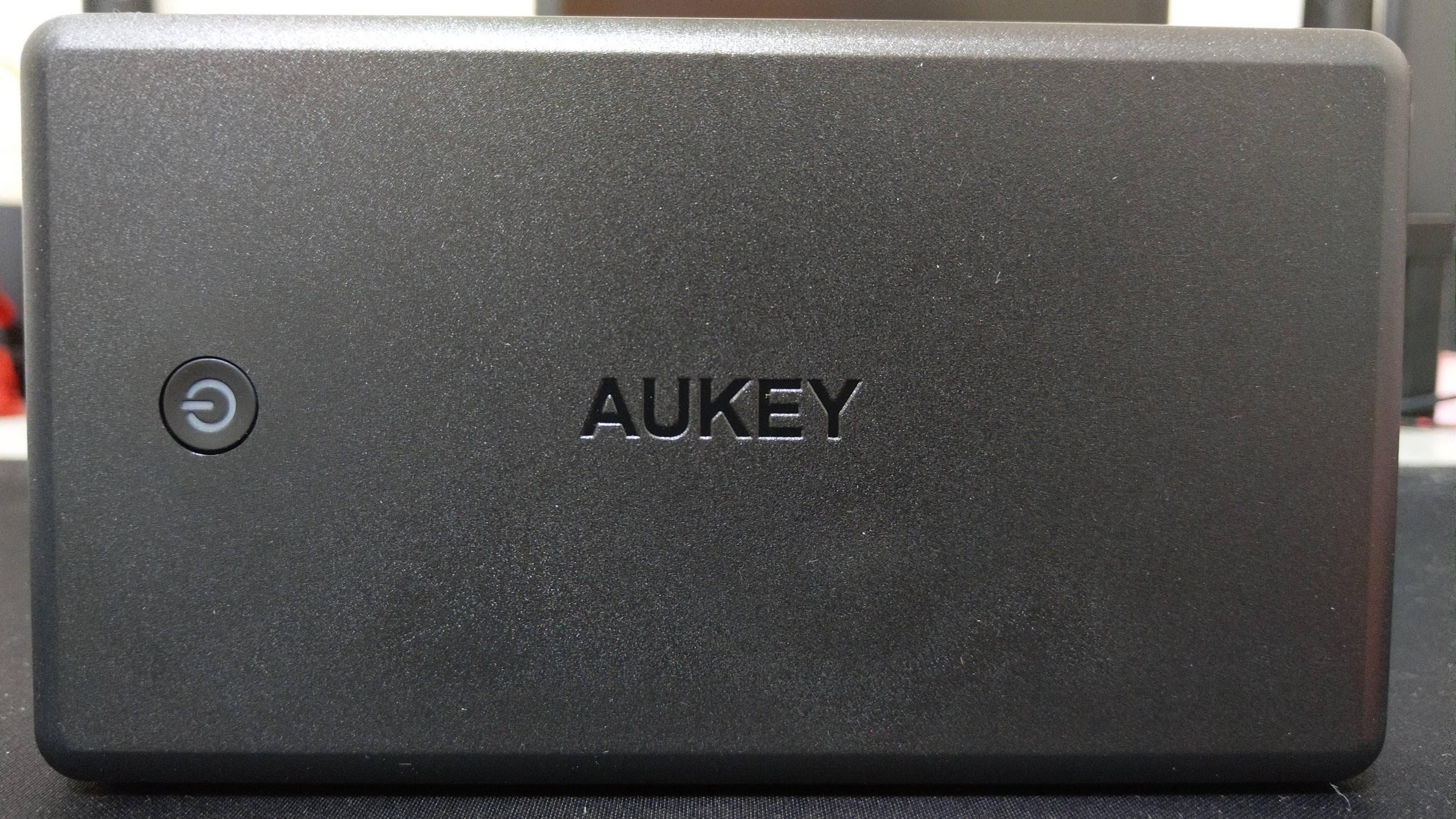 #開箱 Aukey 30000mah QC 3.0 行動電源 - 3C板 | Dcard