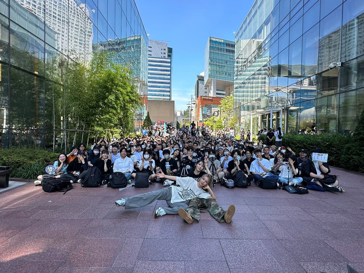 #集中討論 MAMAMOO+ 8/3（四）迷你一輯《𝐓𝐖𝐎 𝐑𝐀𝐁𝐁𝐈𝐓𝐒》主打歌𝐝𝐚𝐧𝐠𝐝𝐚𝐧𝐠回歸🐰MV及音源發布 - 追星板 | Dcard