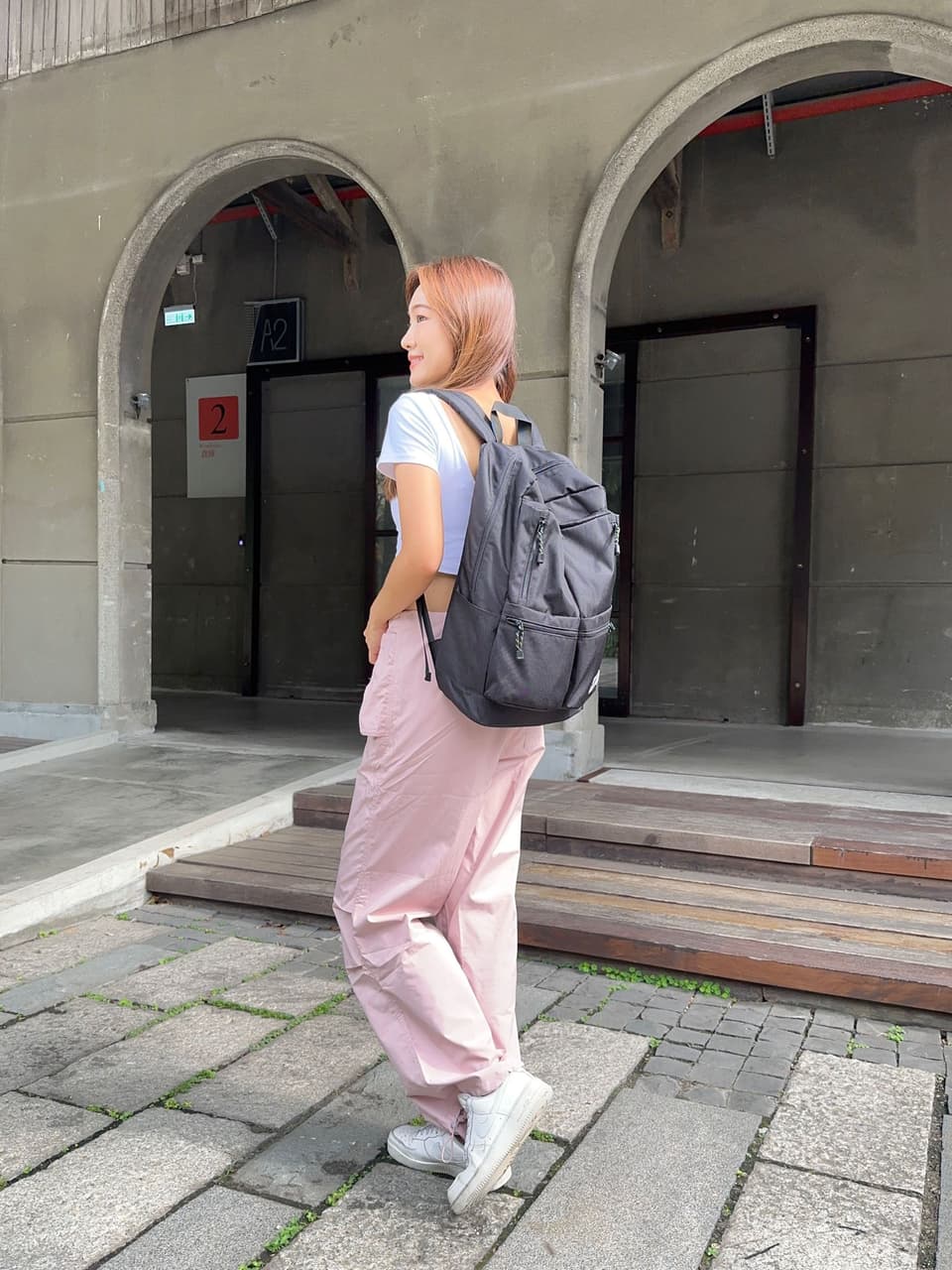 簡約實用的超大容量後背包！OUTDOOR後背包🎒 - NING (@savy___jenny) | Dcard