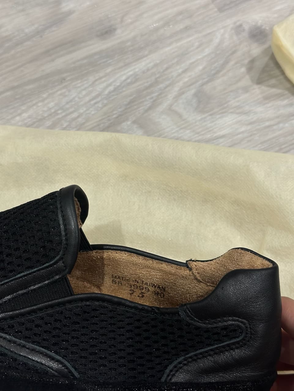 #我要賣 出售 DK空氣鞋 男款休閒鞋 - 二手交易板 | Dcard