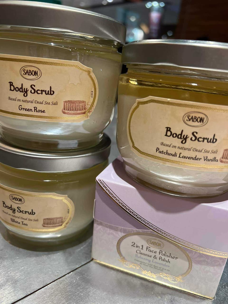 #我要賣 Sabon 磨砂膏（白茶/經典/綠玫瑰/薰衣草） - 二手交易板 | Dcard