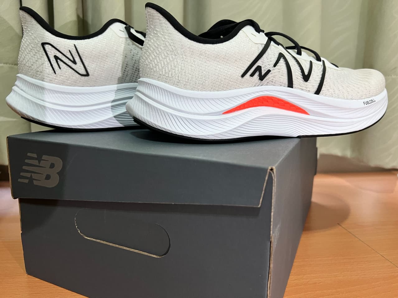 #分享 NewBalance FuelCell Propel v4開箱暨實跑心得 - 球鞋板 | Dcard