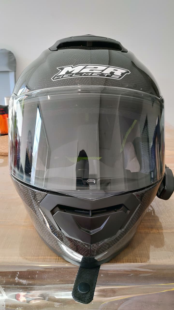 國產六角碳纖維安全帽 M2R XR5開箱 - 機車板 | Dcard