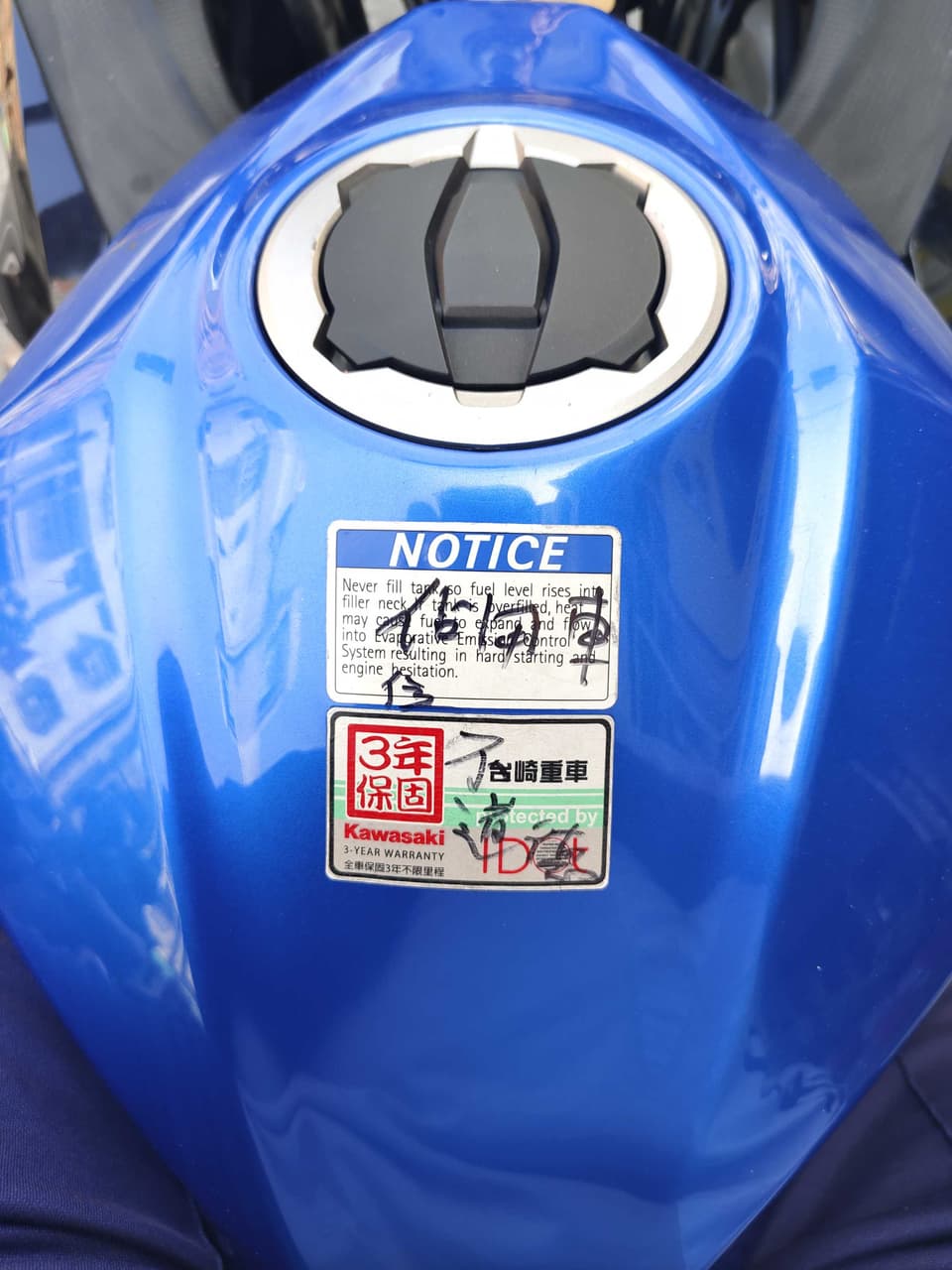 黃牌 一更 停汽車格 重機板 Dcard