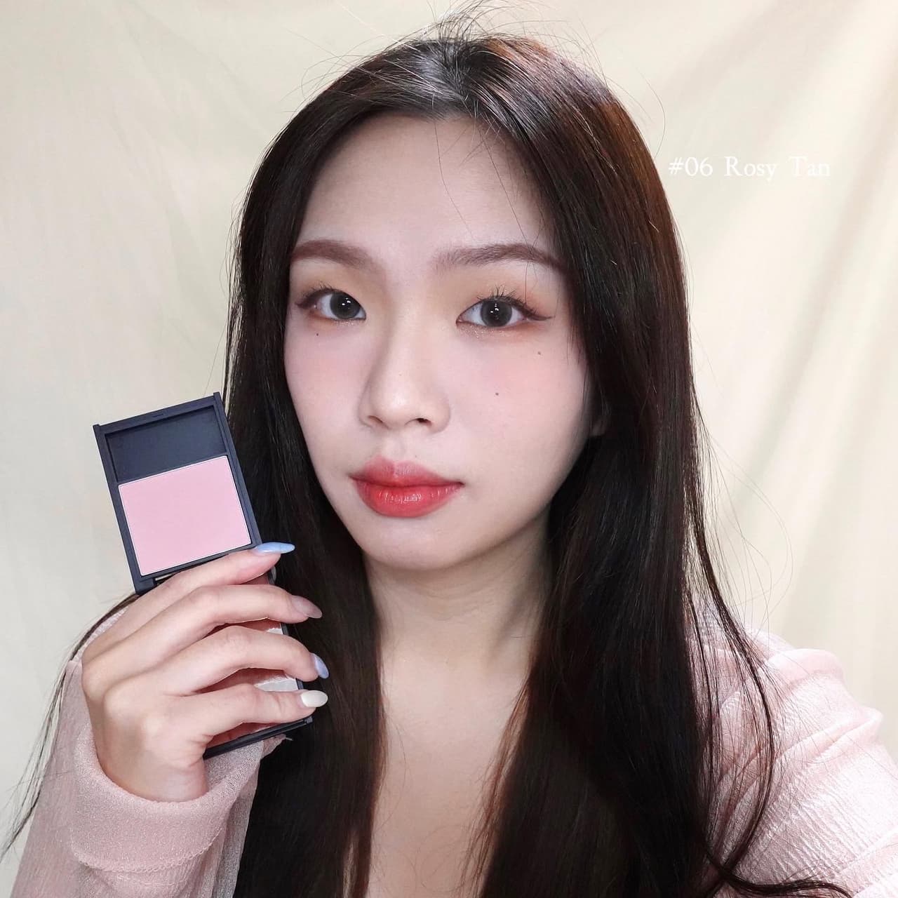 請買heme腮紅新色 #05 - Laura (@rosyy__rose__) | Dcard