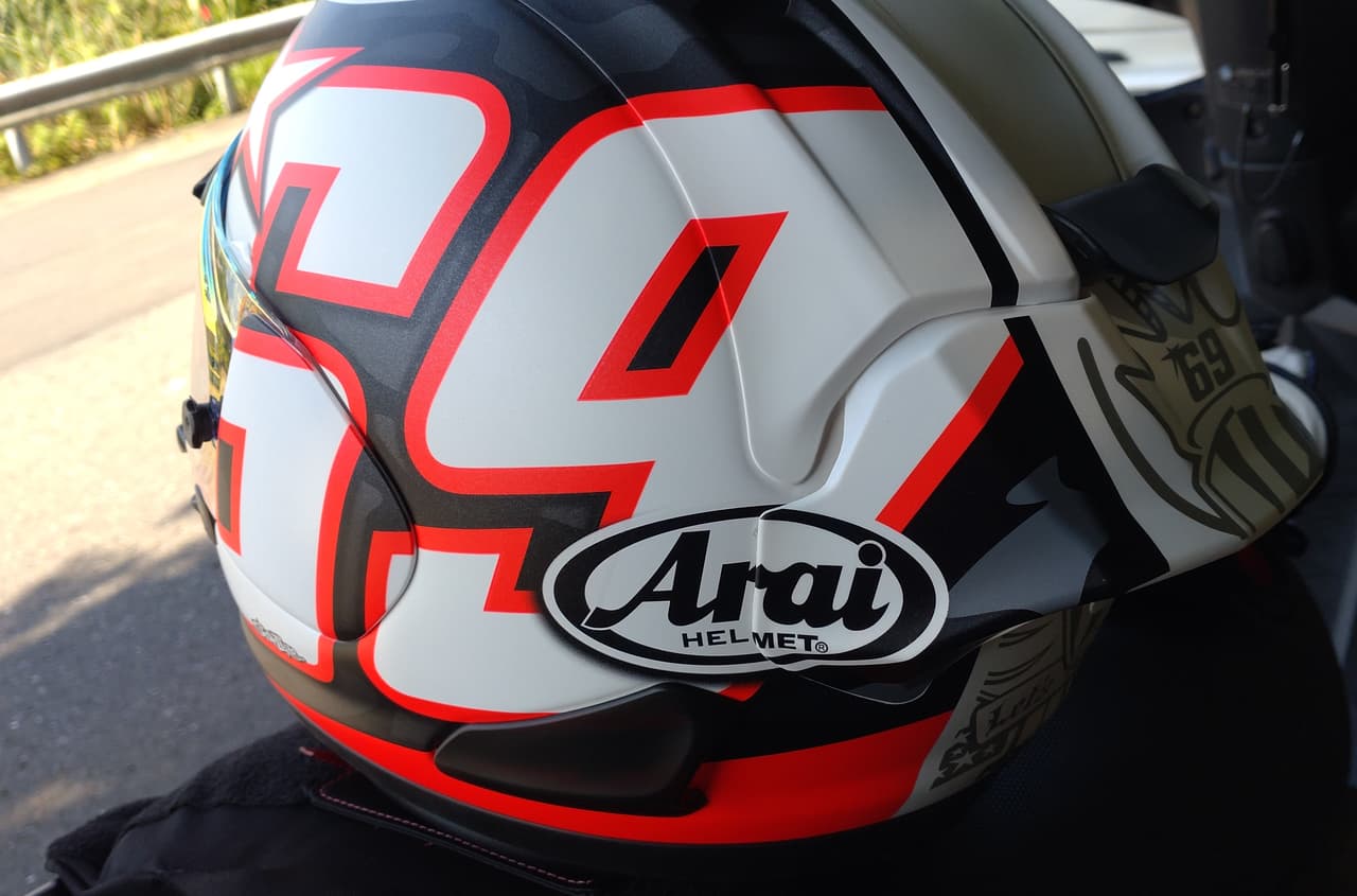#人身部品 Arai RX7X 簡易開箱 & S/A 比較心得 - 重機板 | Dcard
