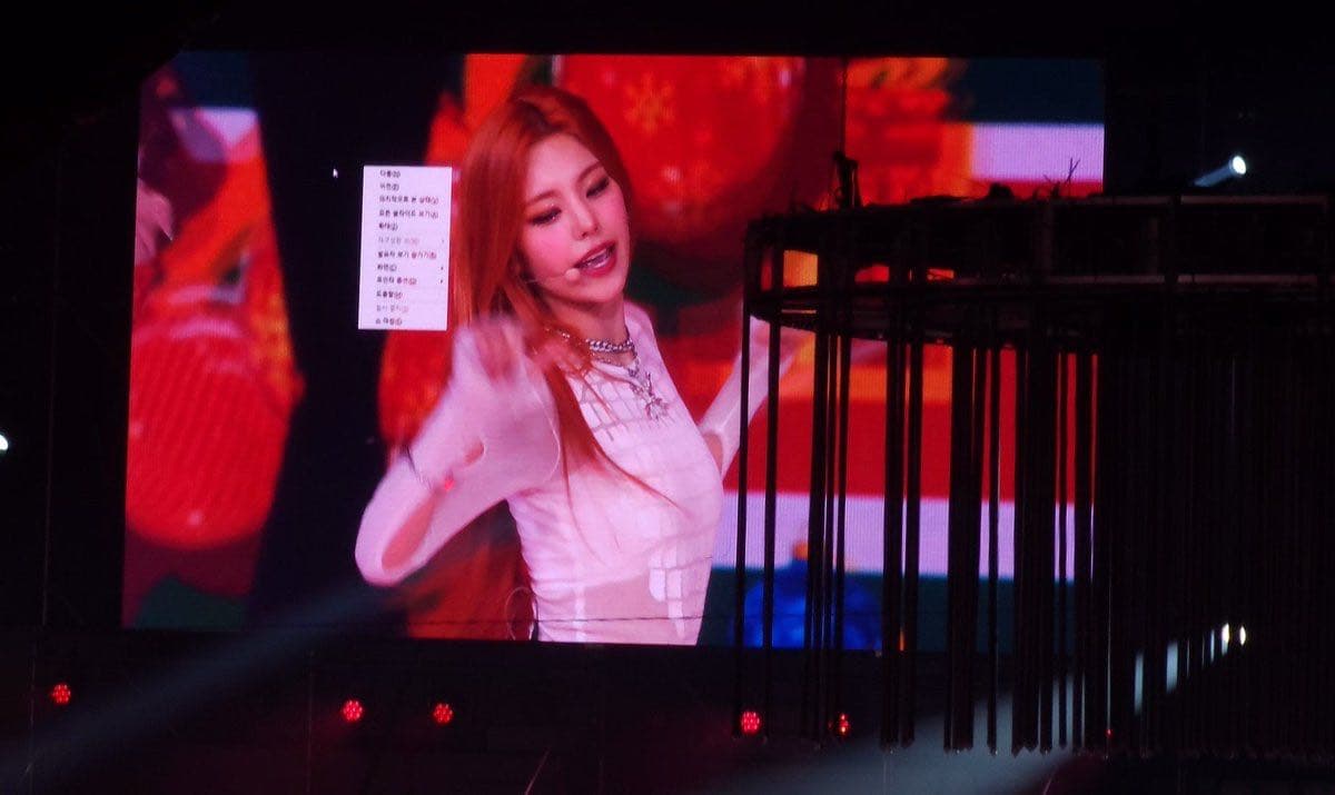 #分享 實時間不停出包的SBS歌謠大戰[Theqoo hot] - B5-7 留言 | Dcard