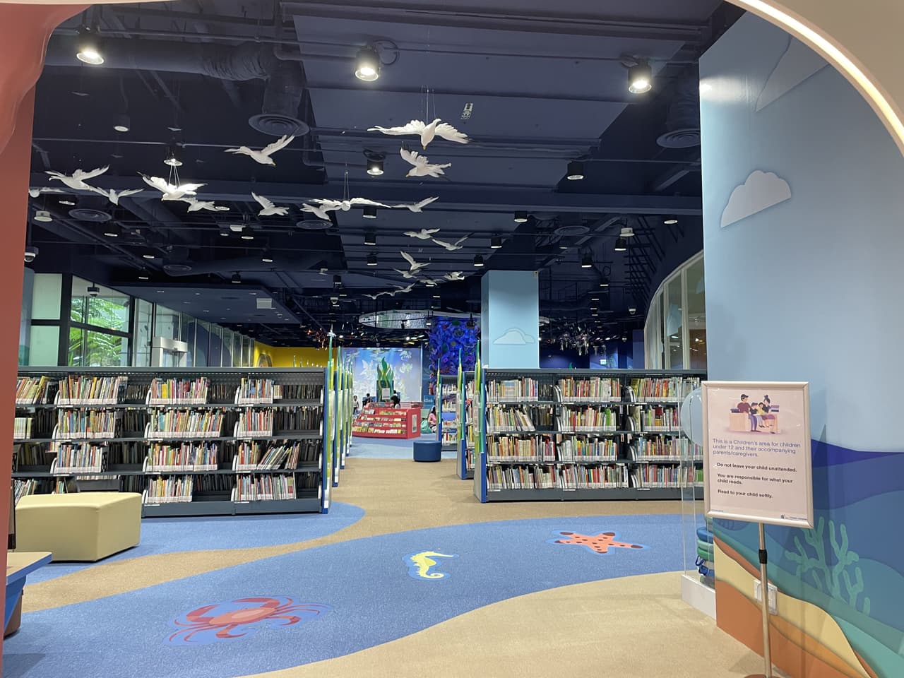 #書籍相關 一起路過🇸🇬新加坡國家圖書館 (National Library, Singapore) - 書籍板 | Dcard