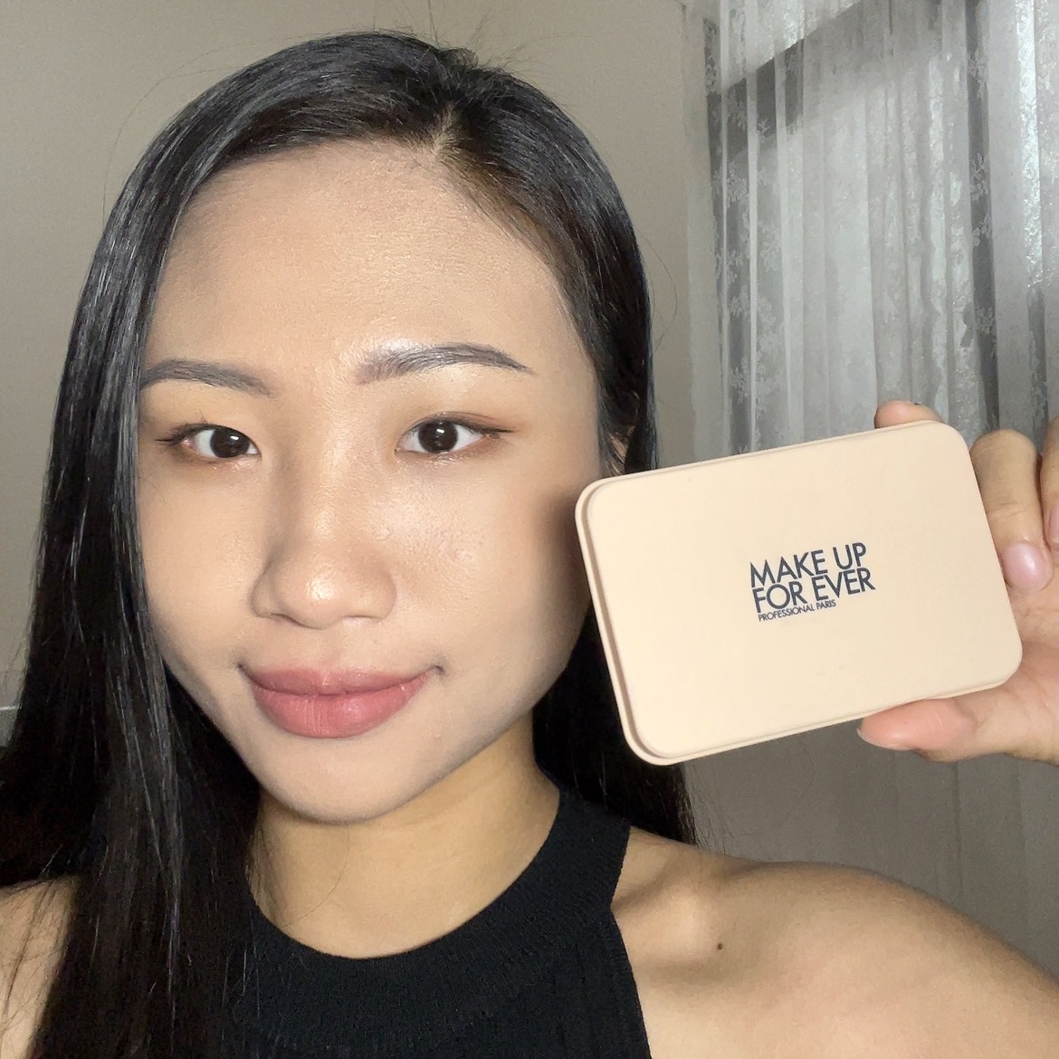 跟著彩妝師上妝 我的粉餅初體驗 #MAKE UP FOR EVER HD SKIN粉無痕柔霧空氣粉餅 - 美妝板 | Dcard