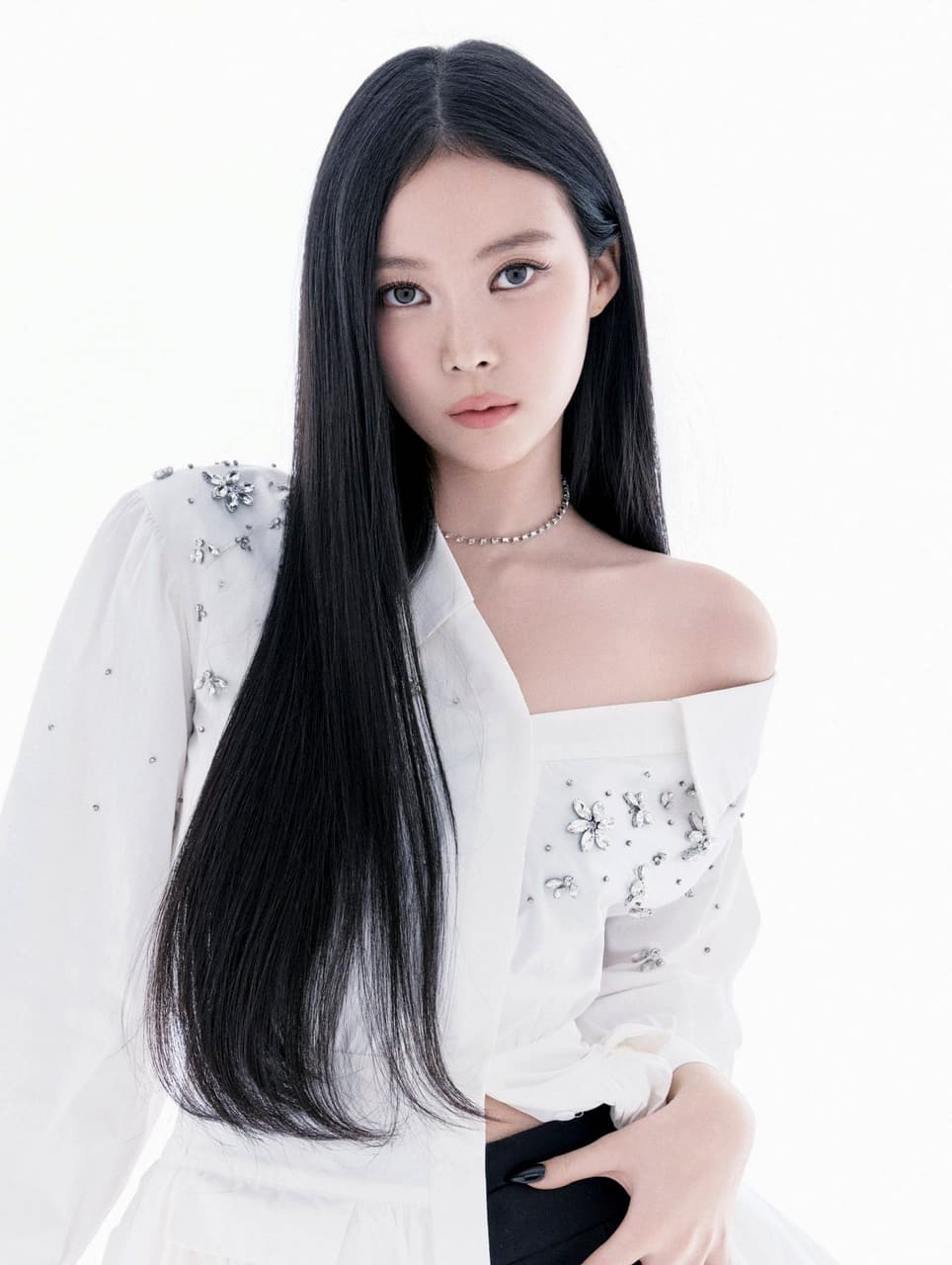 #分享 MEOVV ELLE Japan三月刊封面！ - 追星板 | Dcard