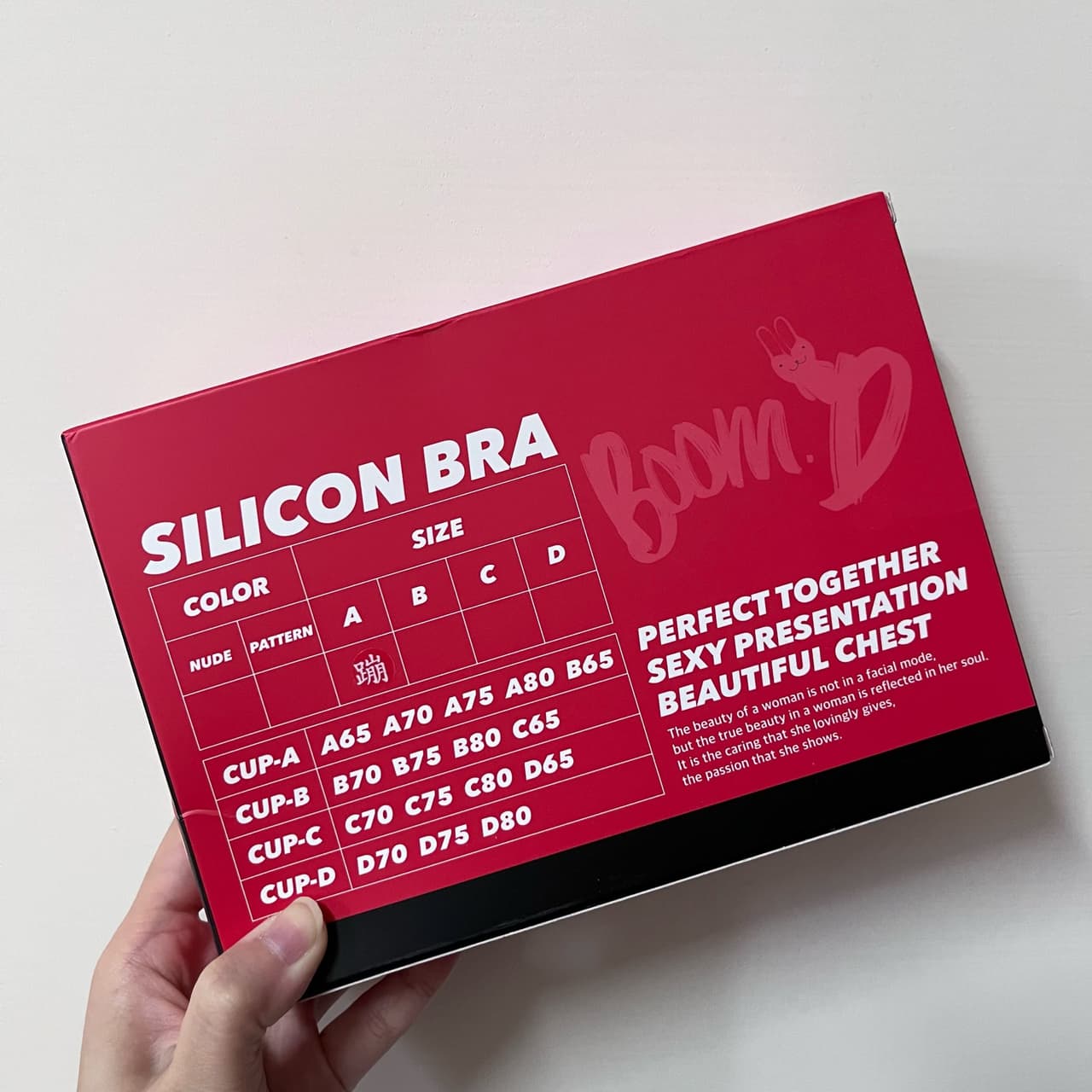 #售全新 網紅隱形胸罩（完售） - 二手交易板 | Dcard