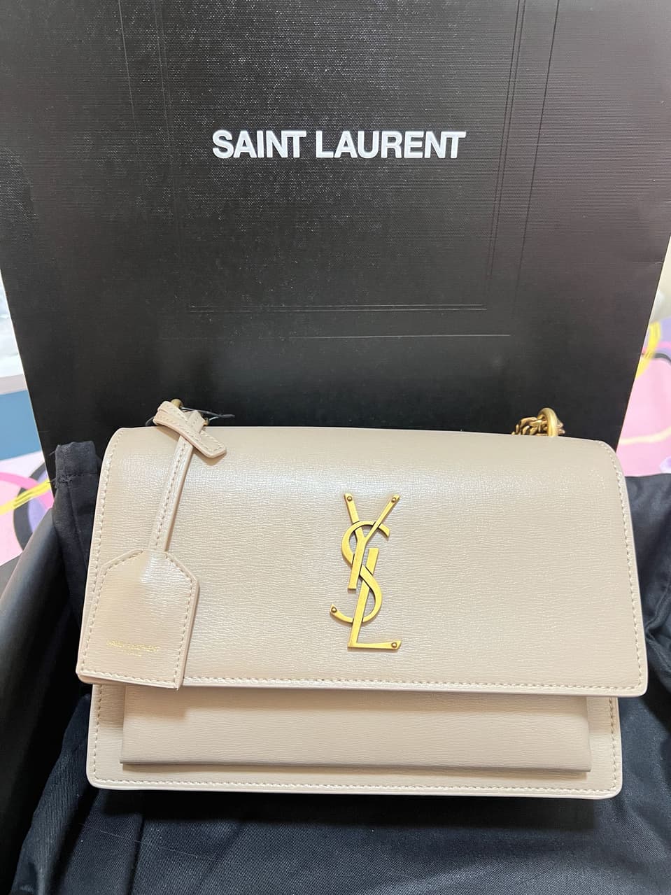 #分享 YSL SAINT LAURENT SUNSET系列的金屬LOGO牛皮包 - 精品板 | Dcard