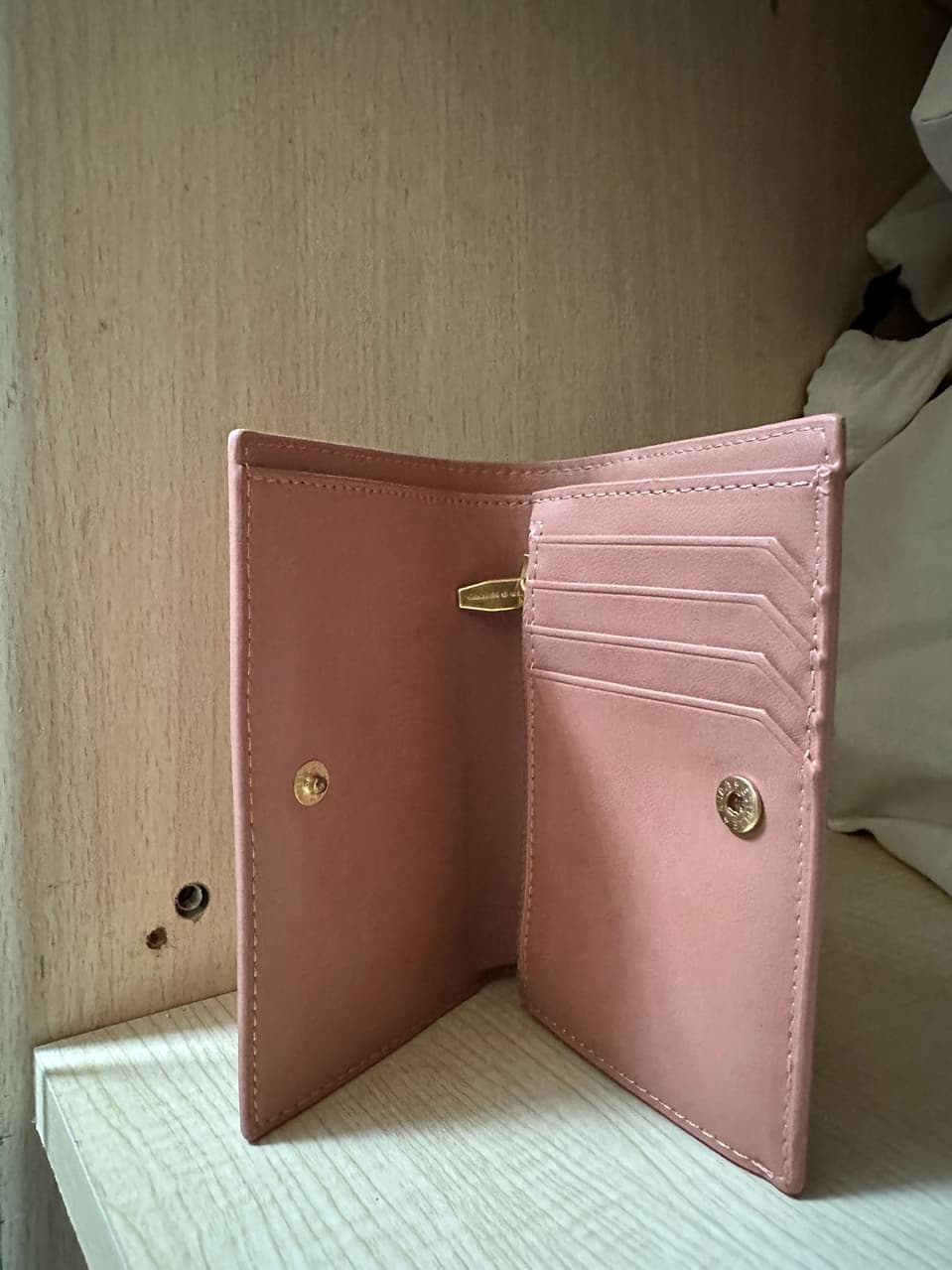 #我要賣 RM/CK全新便宜賣 - 二手交易板 | Dcard