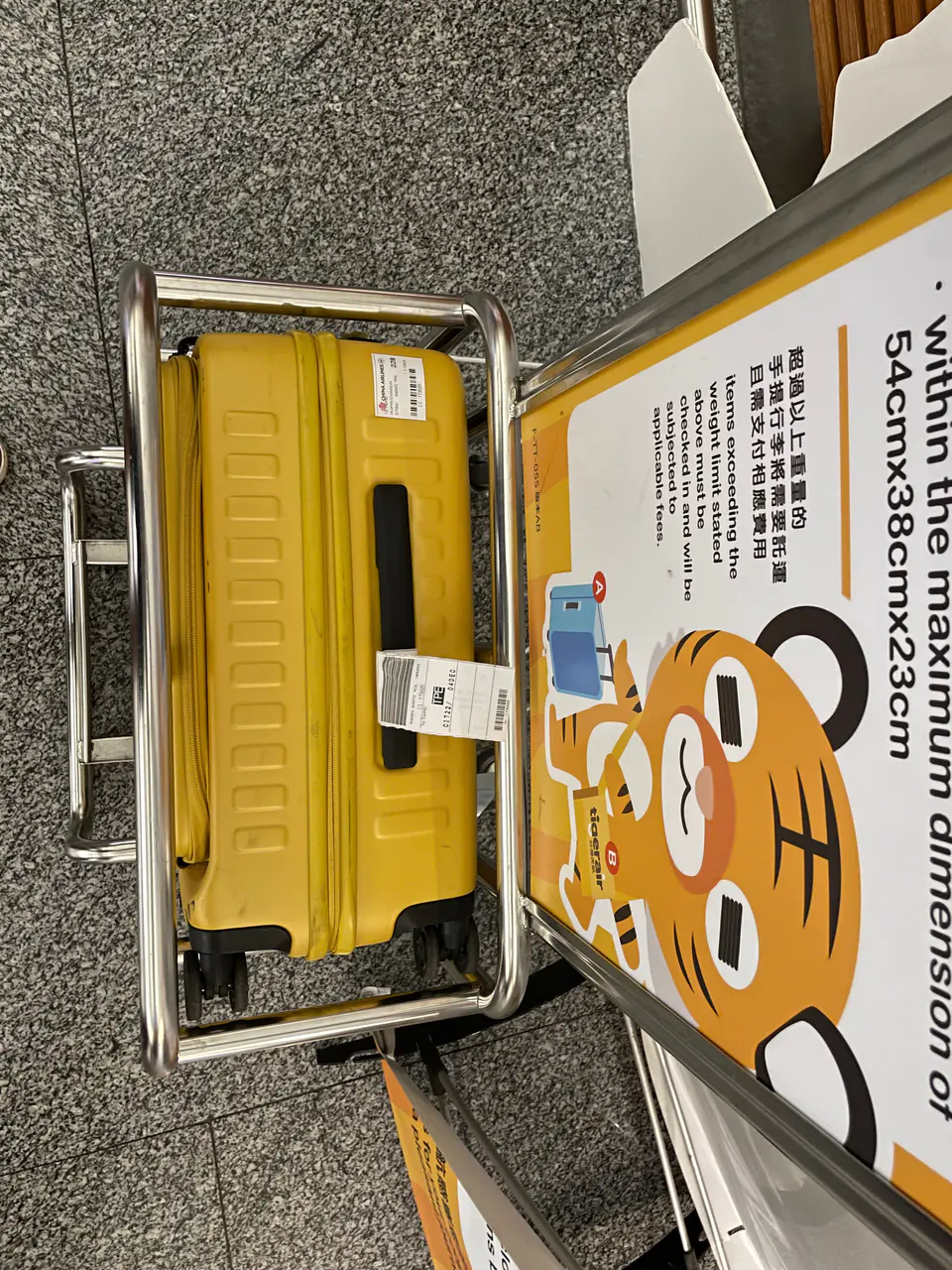 Lojel cubo, Lojel rando frame, Xpro 三種登機箱的鐵框測試 - 旅遊板 | Dcard