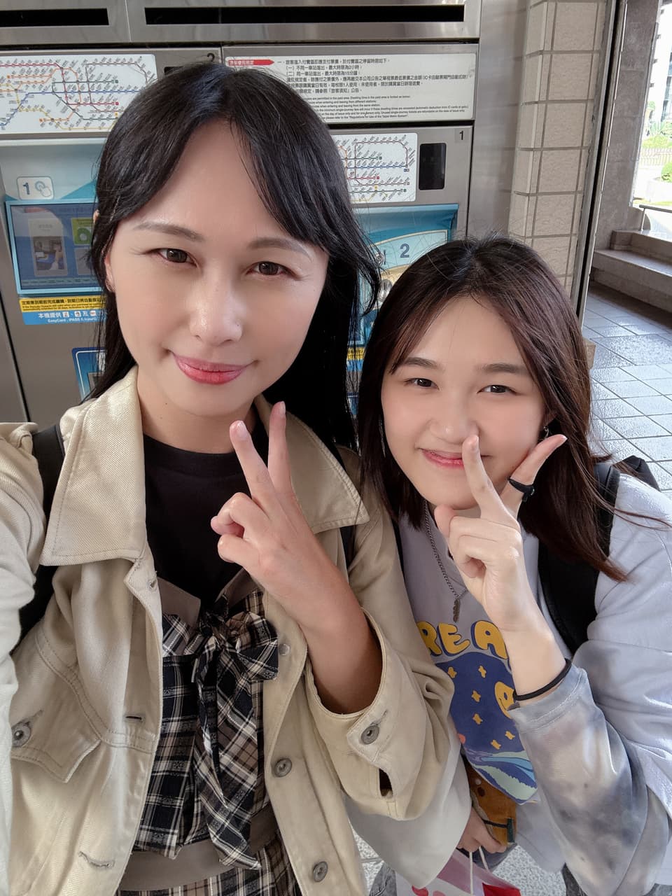 重返北藝大！和動畫系學弟妹的感動交流！！ - 🌵仙人掌🌵 (@ffyak) | Dcard