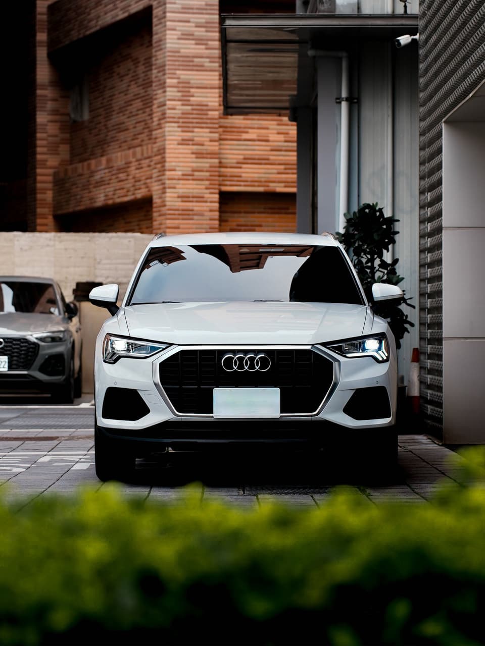 有質感的你，值得更自由的選擇｜Audi Q3 限時專案 - ivanchen (@ivan691118) | Dcard