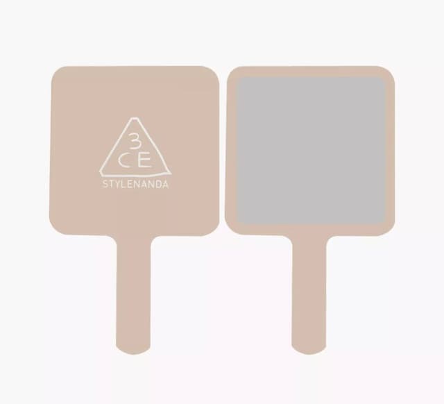 #情報 3CE腮紅+手拿鏡$350免運！色號很全推薦入手🥹 - 耳東陳 (@susanchen) | Dcard