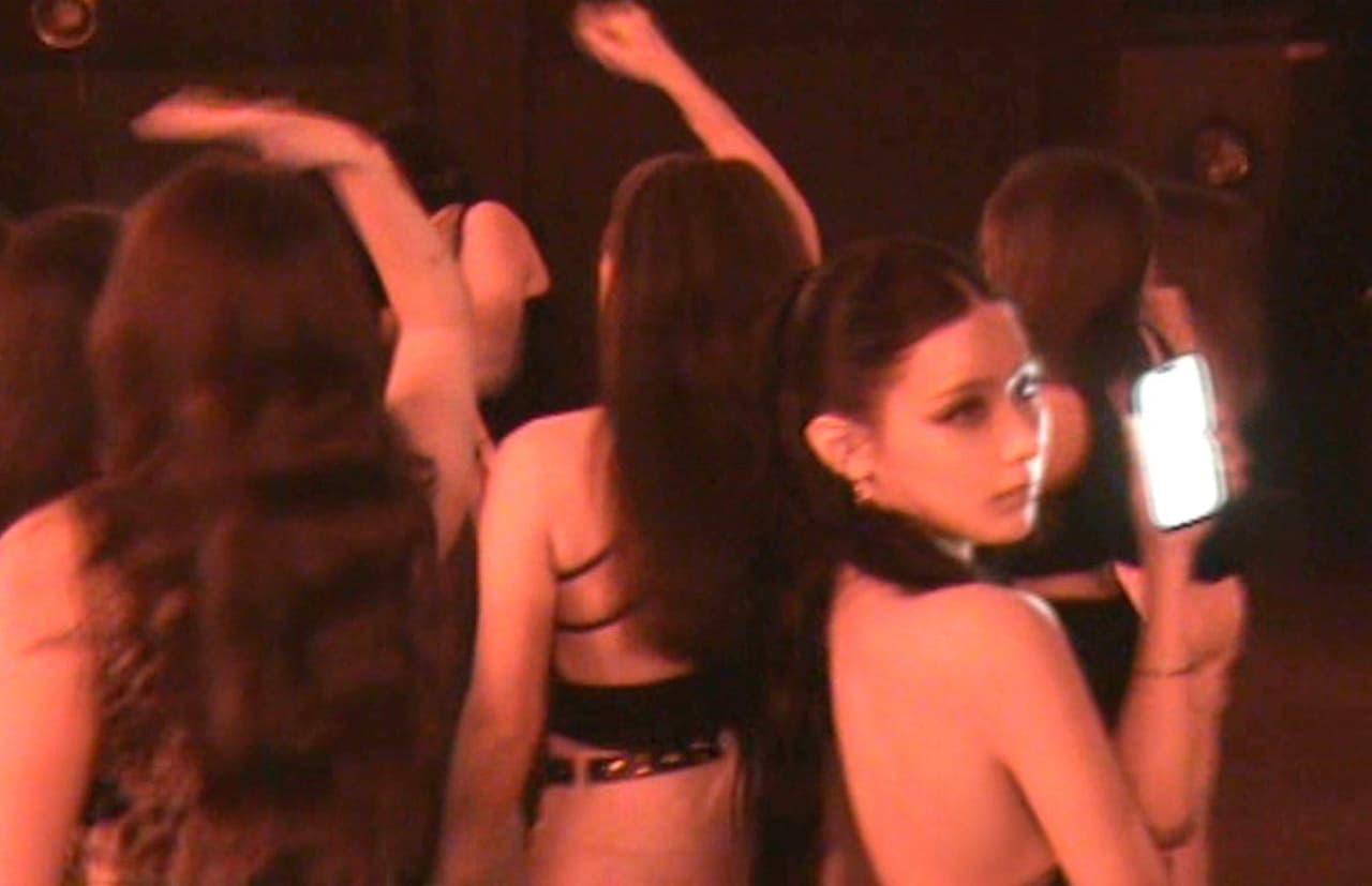 #回歸 8th Mini Album [We are] Concept Image - i-dle板 | Dcard