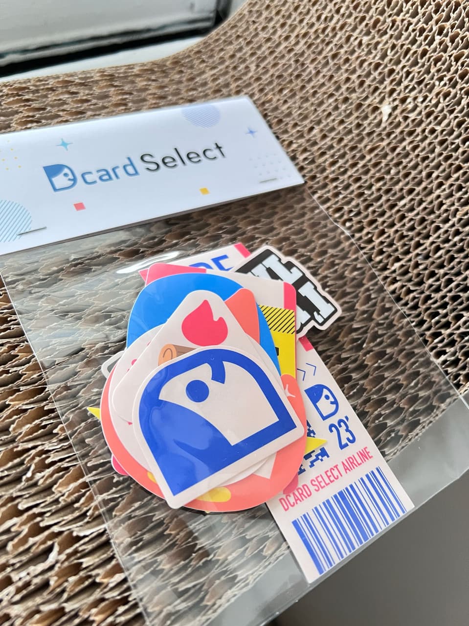 #贈送 滴卡美妝箱內的貼紙組 - 贈物板 | Dcard